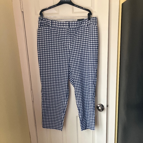 Talbots | Pants & Jumpsuits | Talbots Perfect Cropped Pants In Classic ...